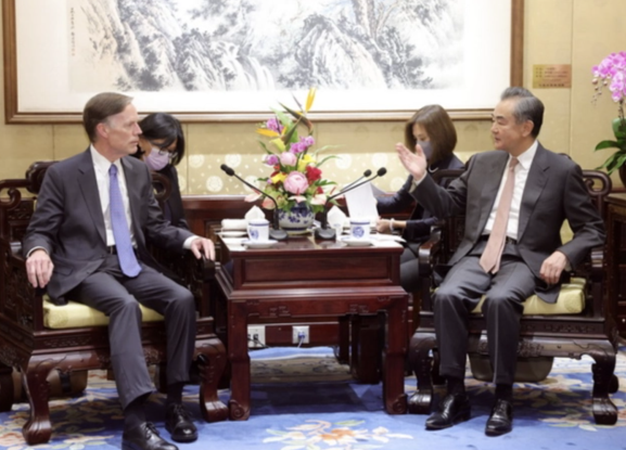 王毅会见美国驻华大使伯恩斯 中华网