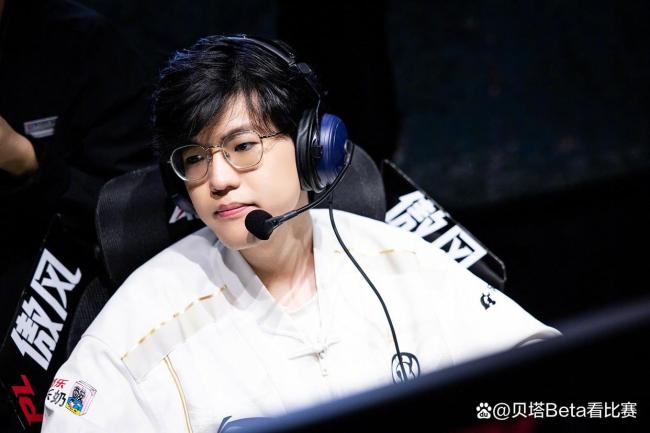 jiejie回来了！FPX官宣：前IG打野jiejie加入，一起征战未来比赛_娱乐频道_中华网