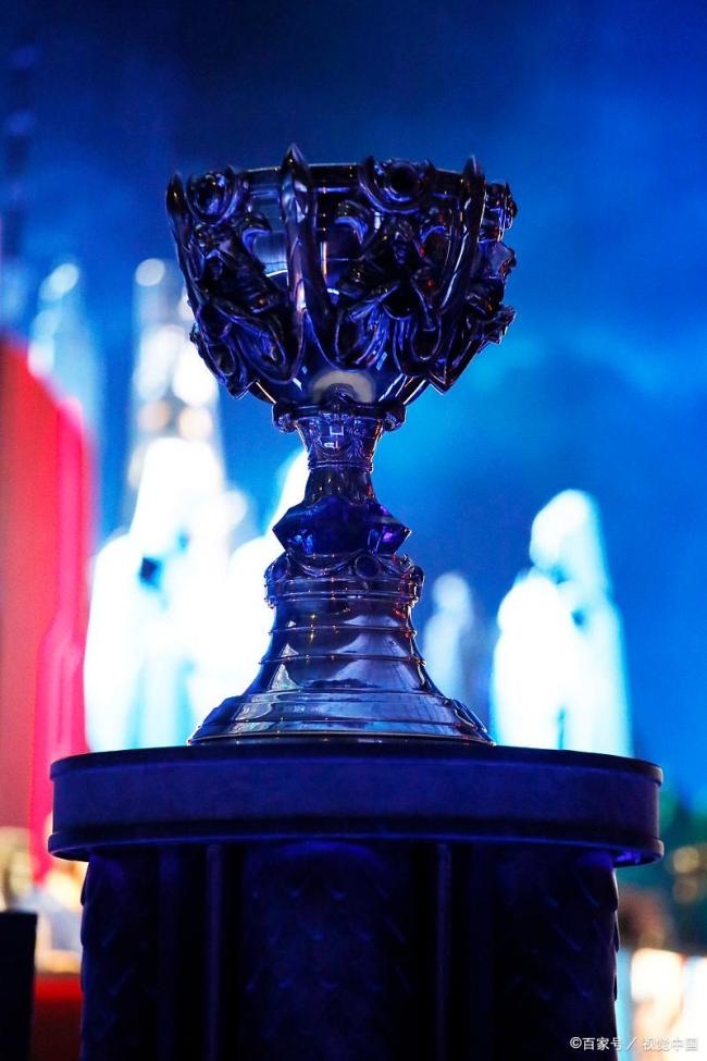 英雄联盟S15全球总决赛倒计时1天 T1与KT的巅峰对决_新闻频道_中华网